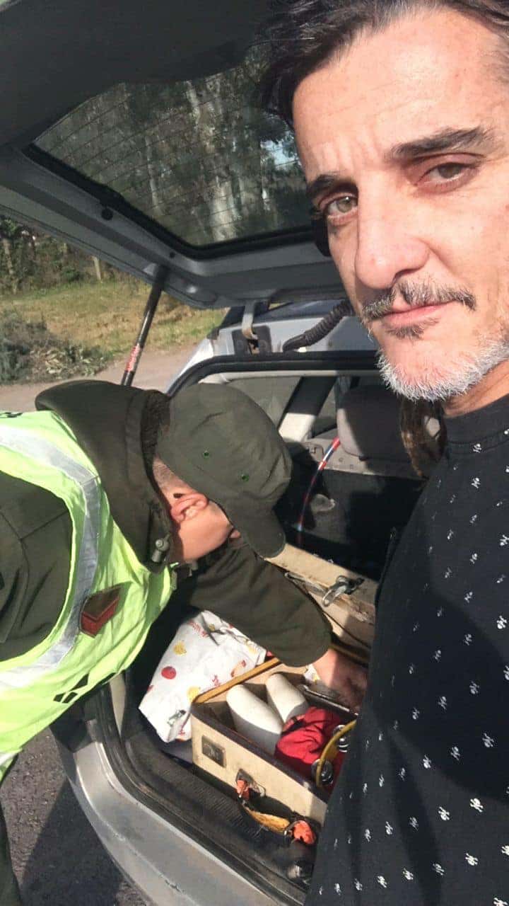 Gendarmería le hizo una requisa al payaso Abelardo y él se lo tomó con ...