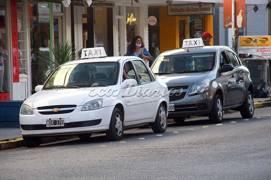 Uber: opiniones disímiles entre taxistas y remiseros locales – Ecos ...