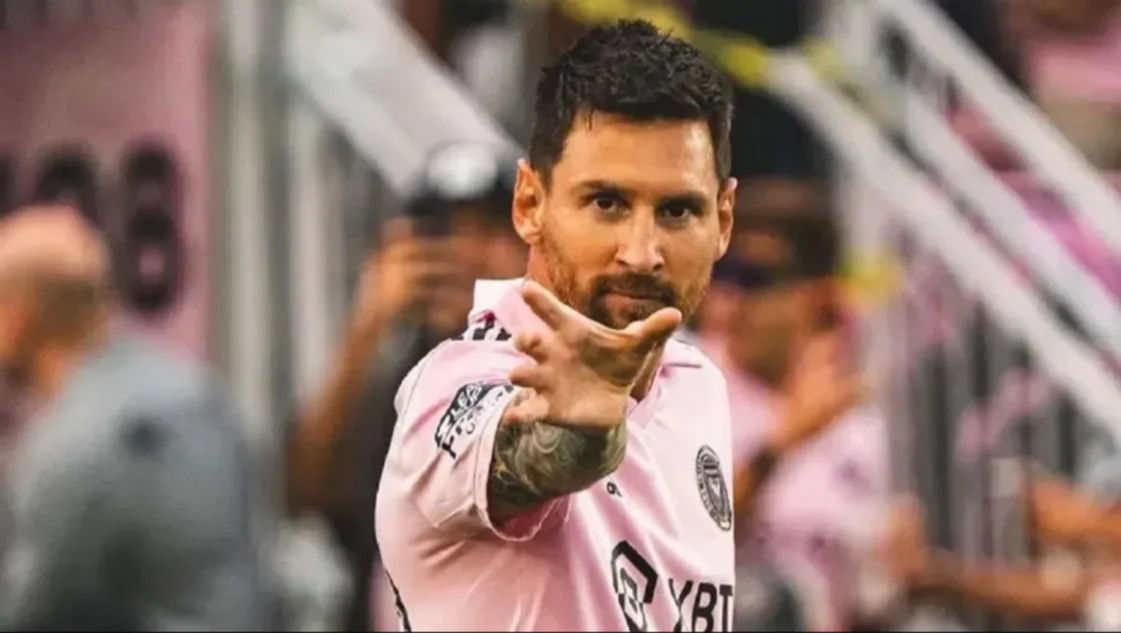 ¿Esta noche Lionel Messi podrá levantar la copa número 45? – Ecos ...