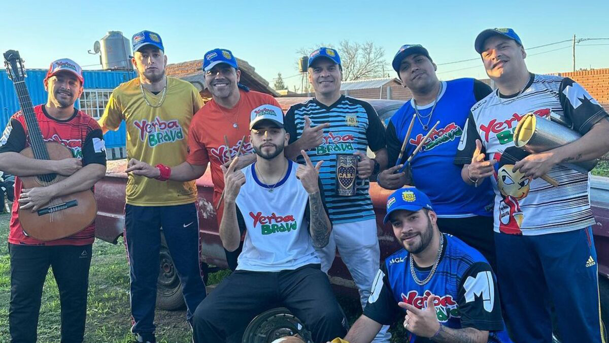 La historia de Yerba Brava, la banda de cumbia que le pondrá música a ...