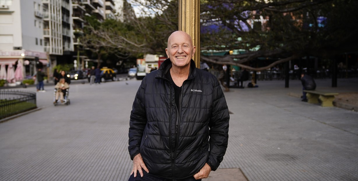 Un medio nacional destacó "las mil vidas" de Carlos Cavagnaro – Ecos Diarios Necochea