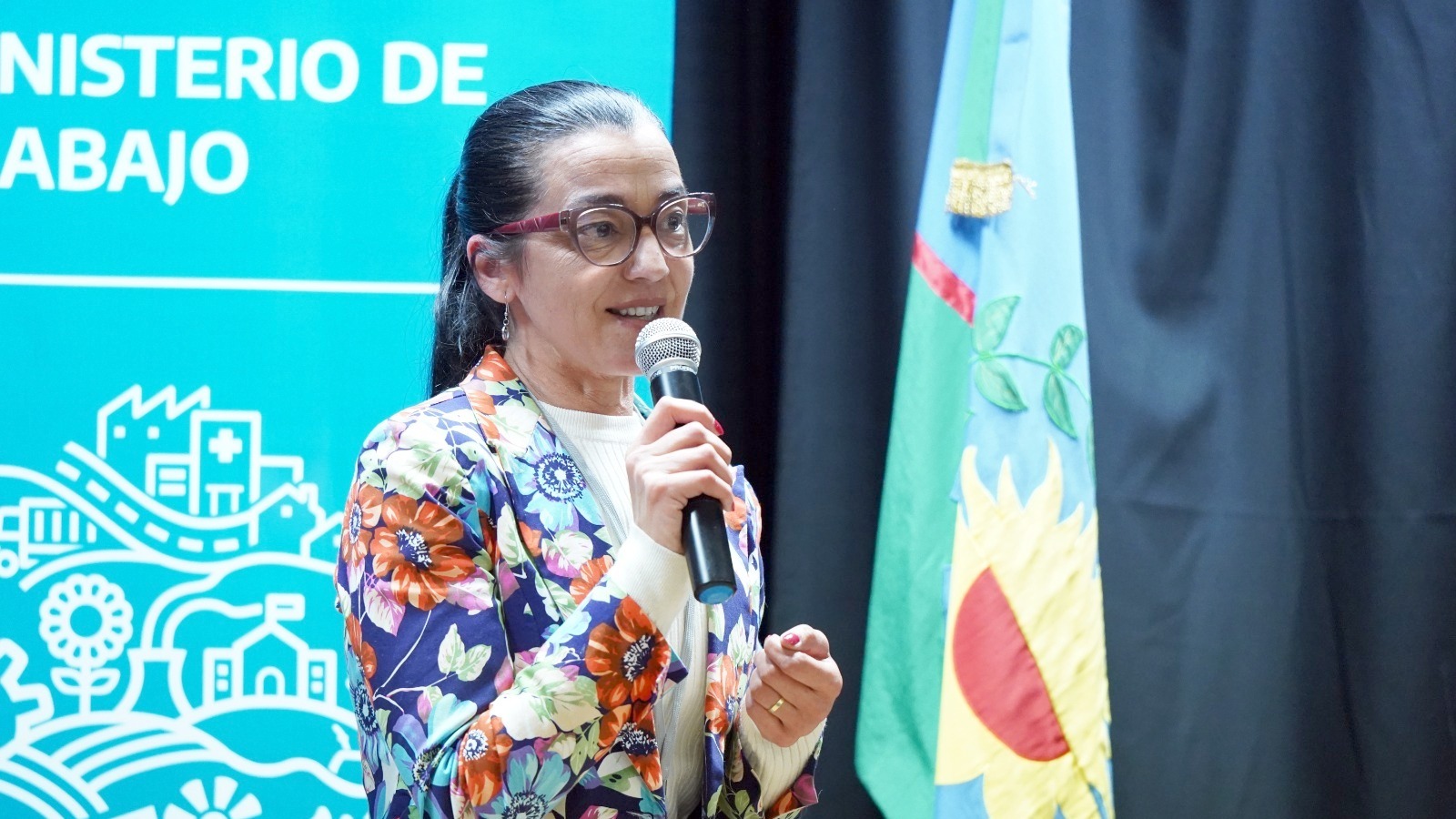 Andrea Cáceres, presente en el Cierre del concurso “Que Se Vea” – Ecos ...
