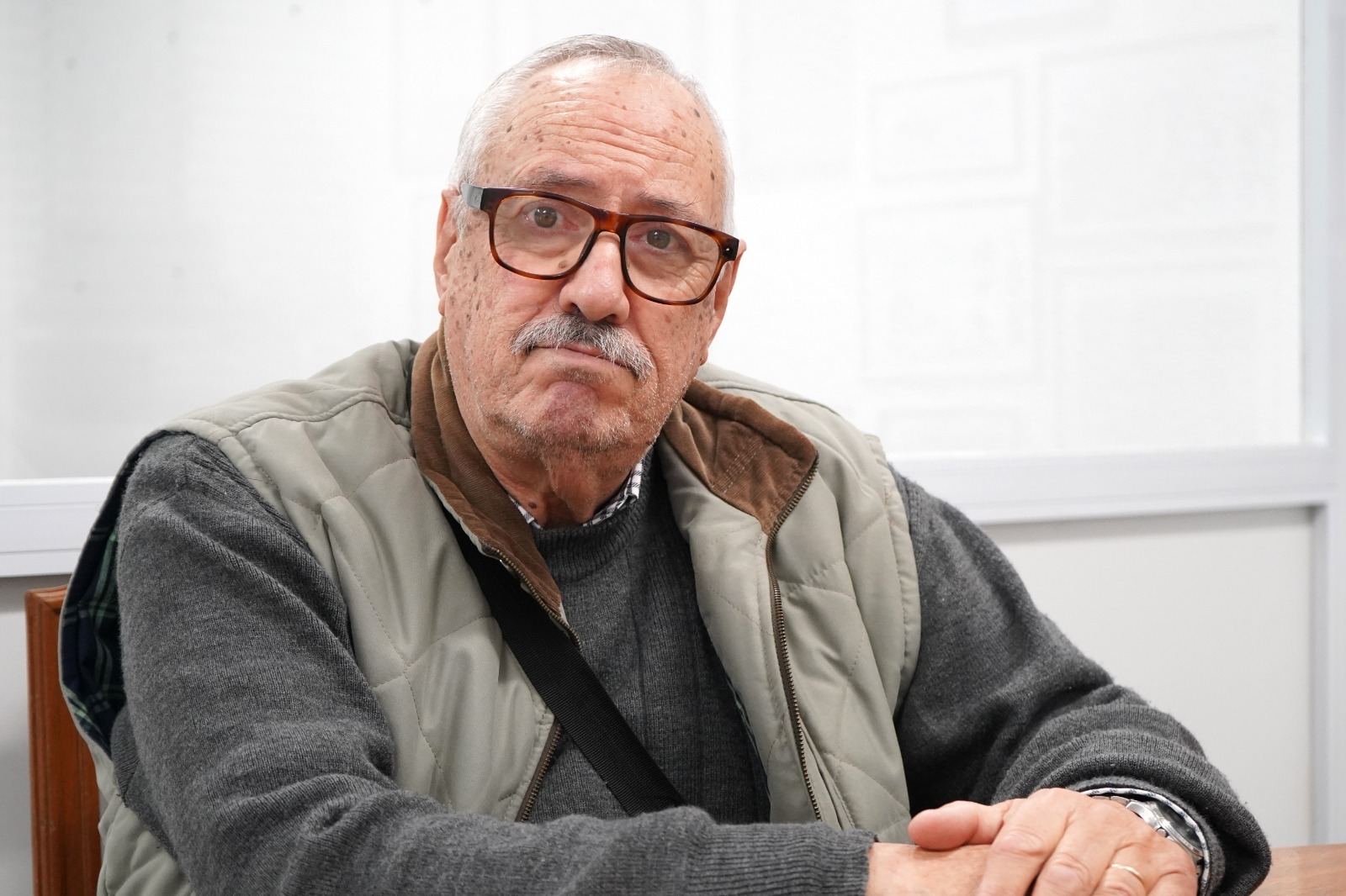 Nista presenta su libro sobre Gatti y el Parque Miguel Lillo – Ecos ...